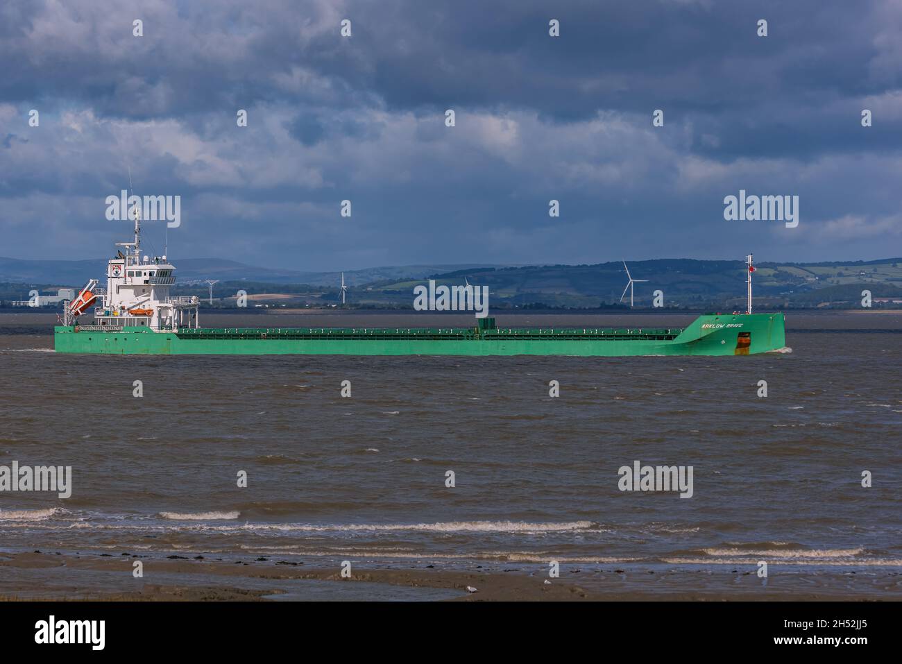 Arklow brave heading into Avonmouth docks Stock Photo - Alamy