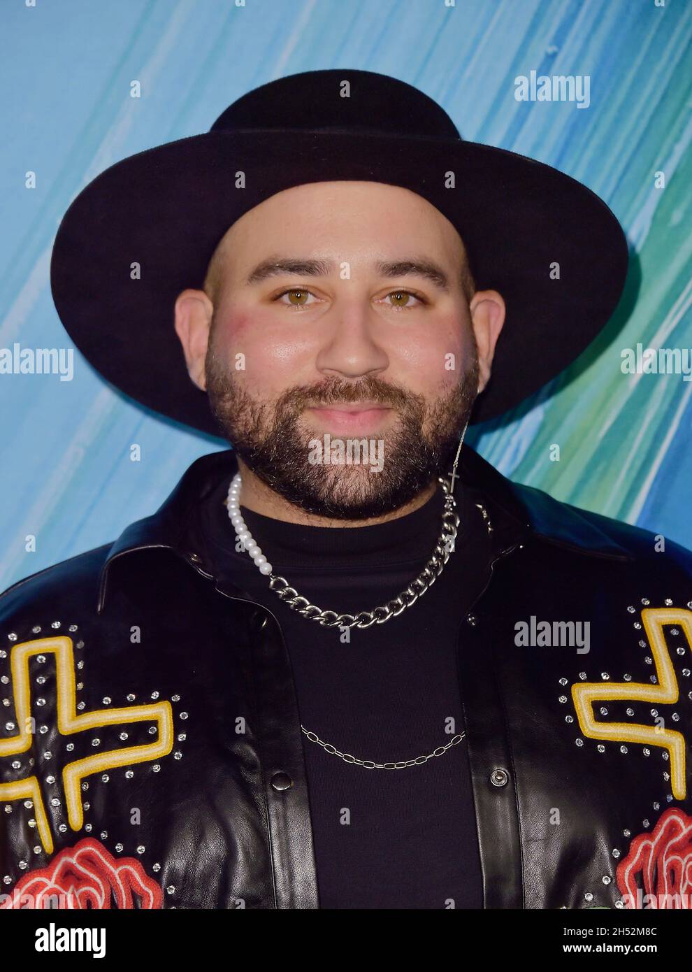 WEST HOLLYWOOD, CA - NOVEMBER 04: Parson James arrives at the amfAR ...