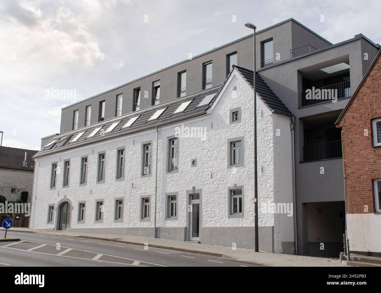 Geulen hi-res stock photography and images - Alamy