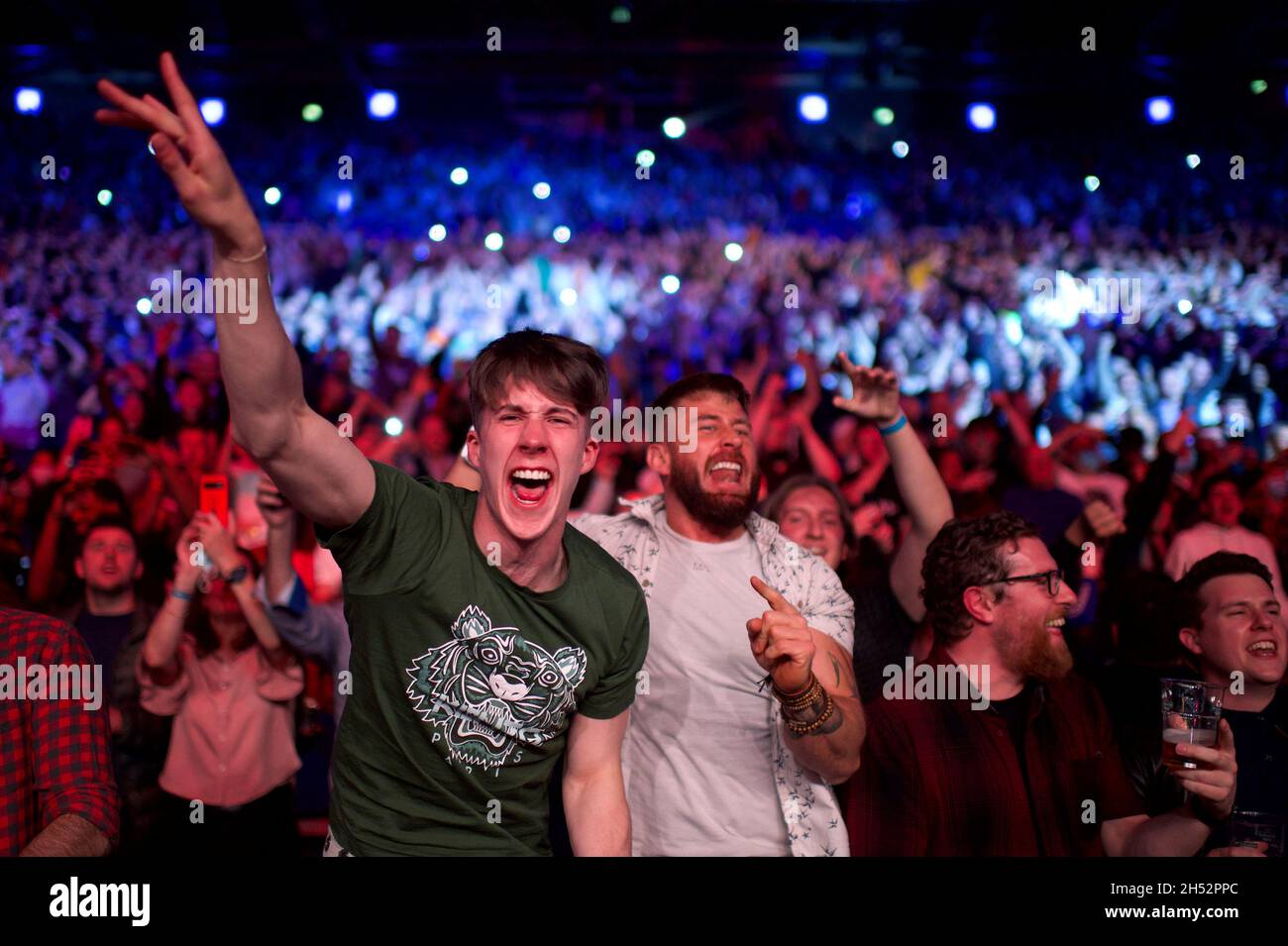 Bellator main event hi-res stock photography and images - Alamy