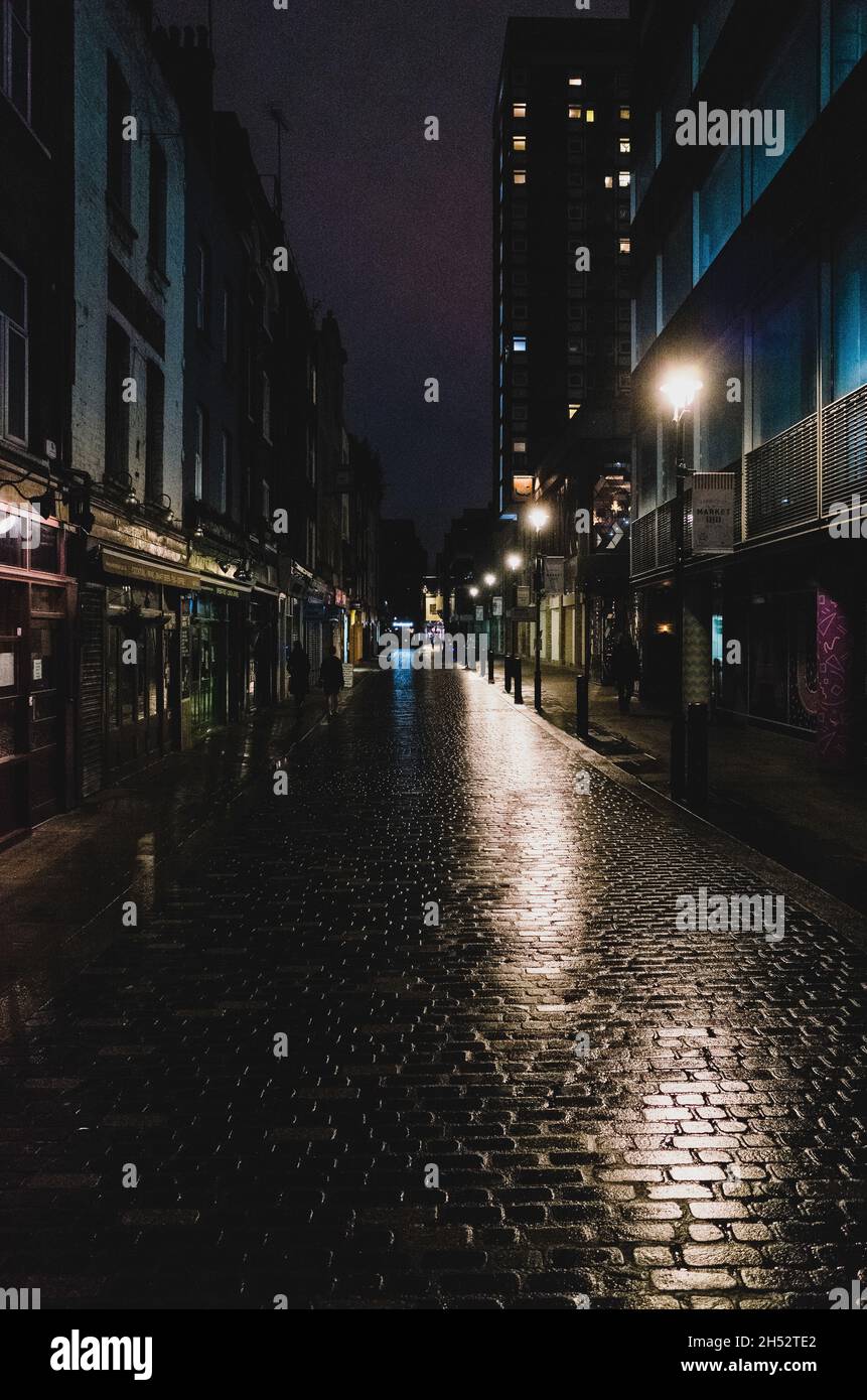 London Empty Street Night