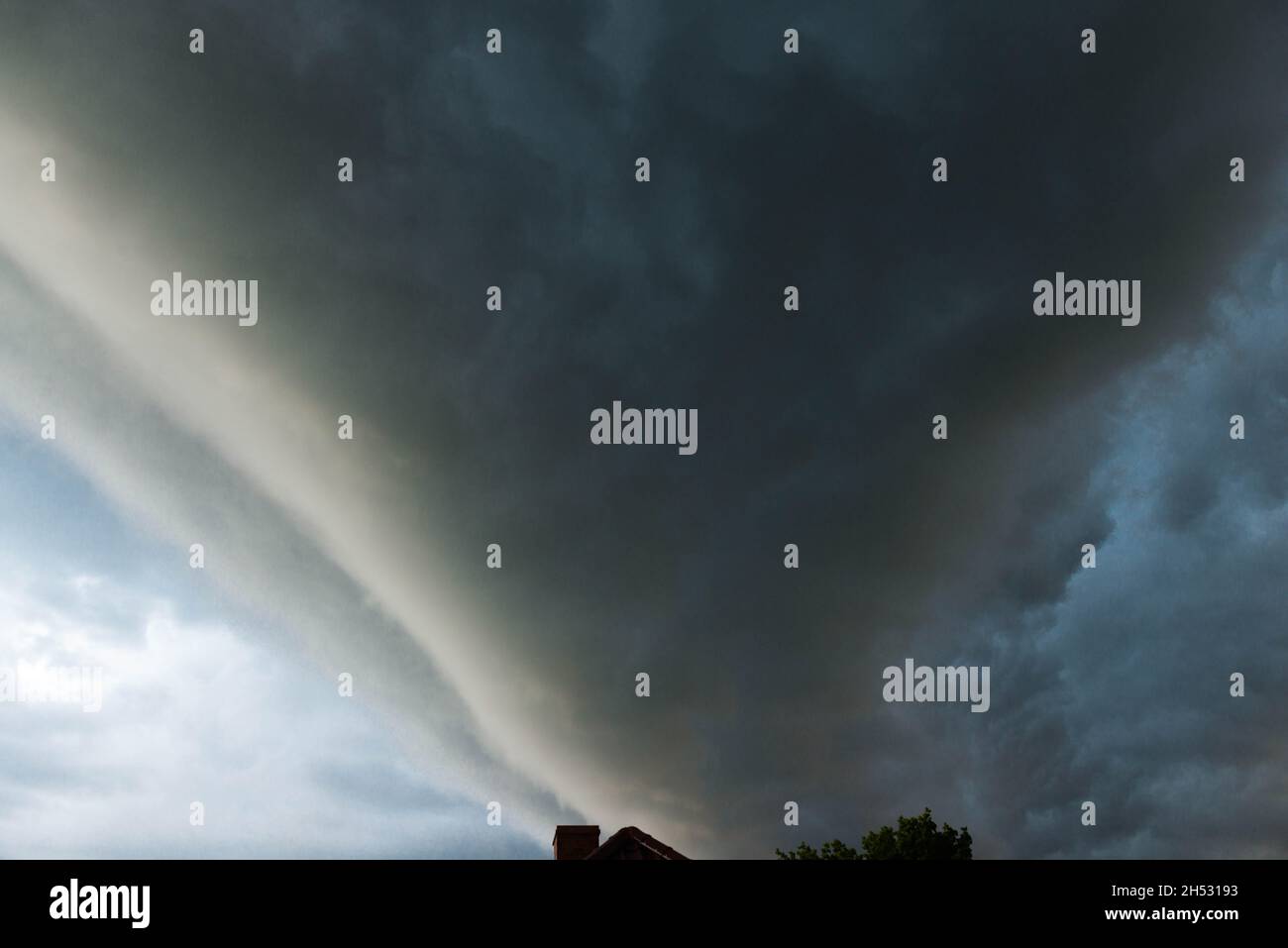 Squall embankment, a cloud preceding the atmospheric front. Heralds ...