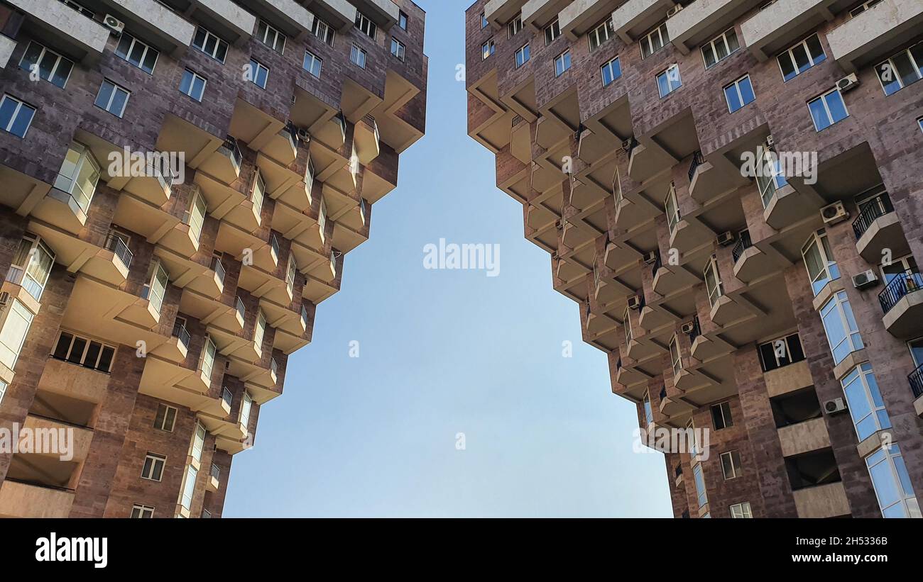 Interesting design, geometric architecture, shape patterned modern ...