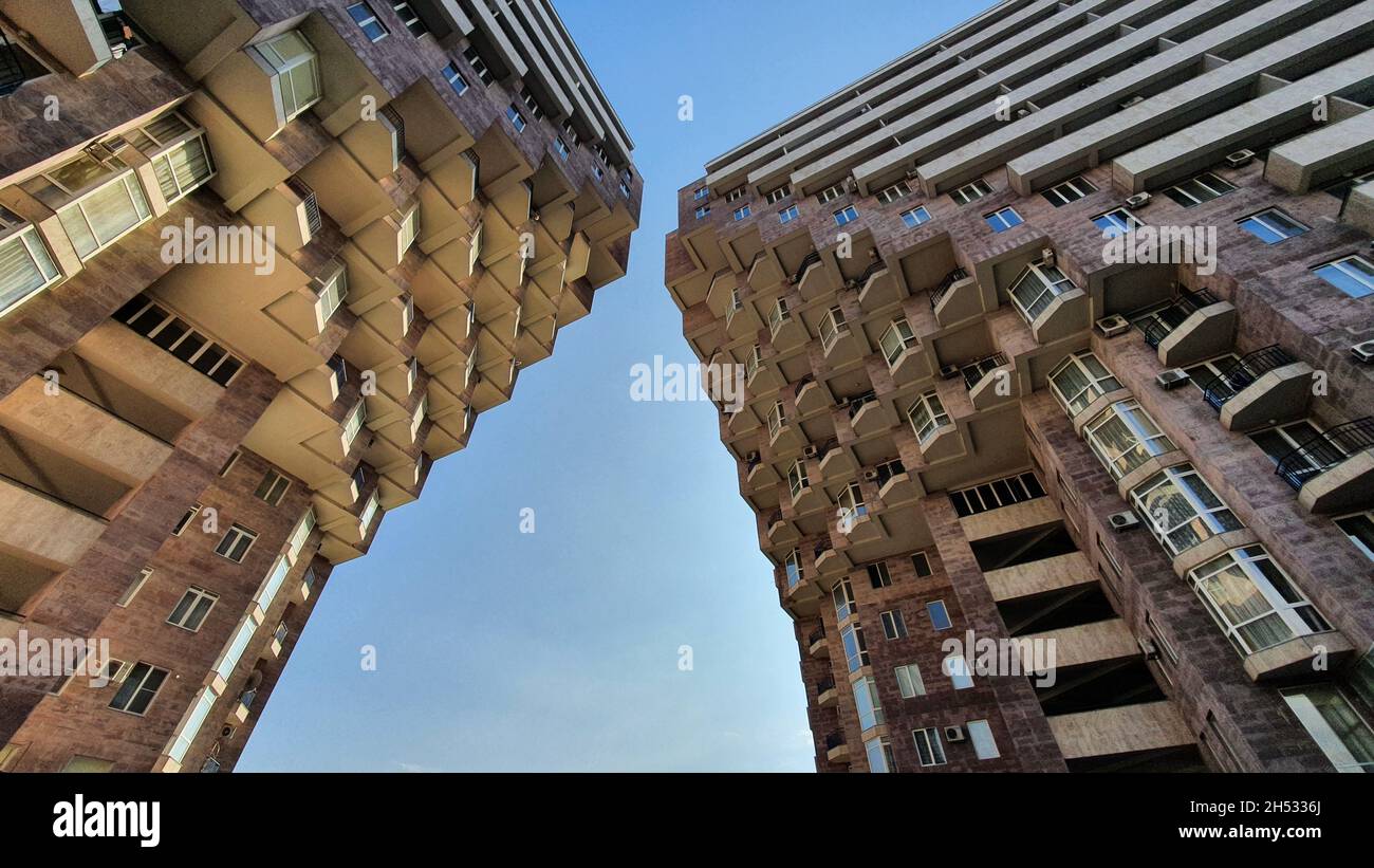 Interesting design, geometric architecture, shape patterned modern ...