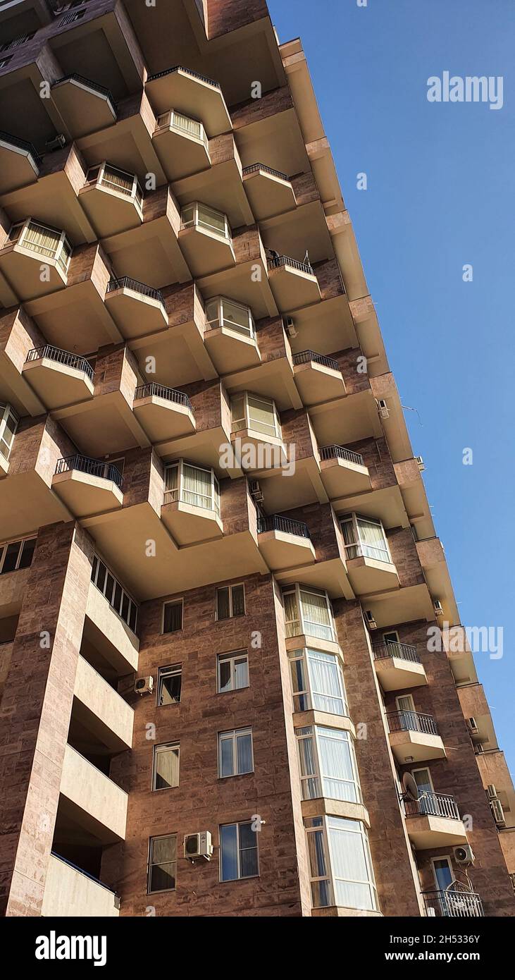 Interesting design, geometric architecture, shape patterned modern ...