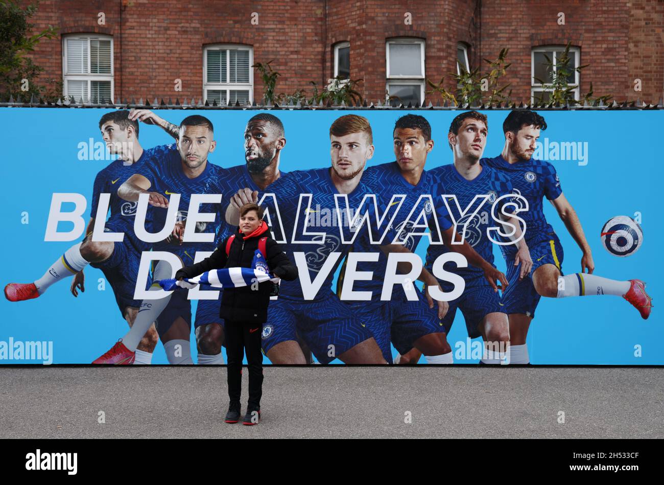 Chelsea fan the premier league match at stamford bridge hi-res stock ...