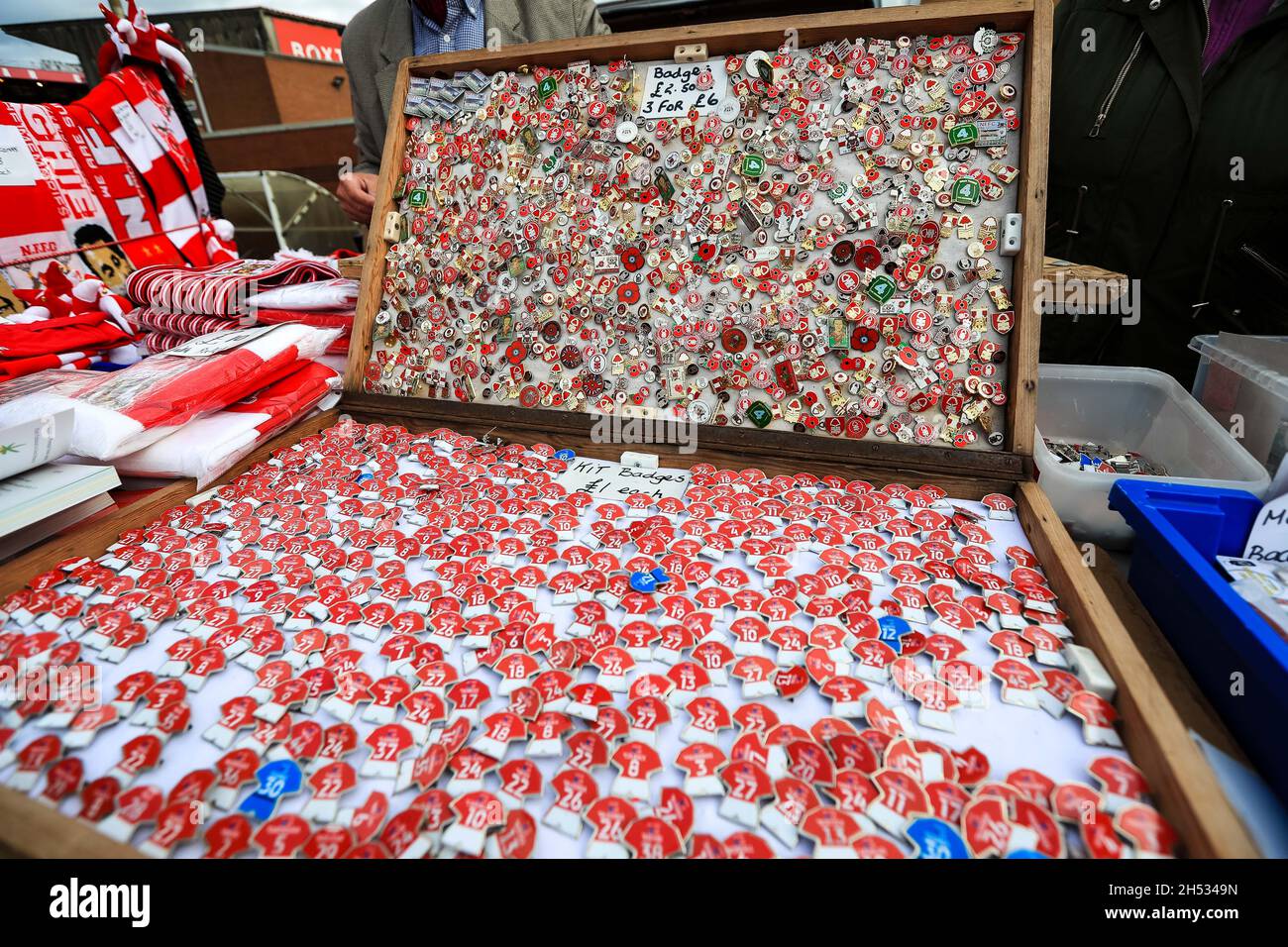A street vendor sells Nottingham Forest merchandise outside The City ...