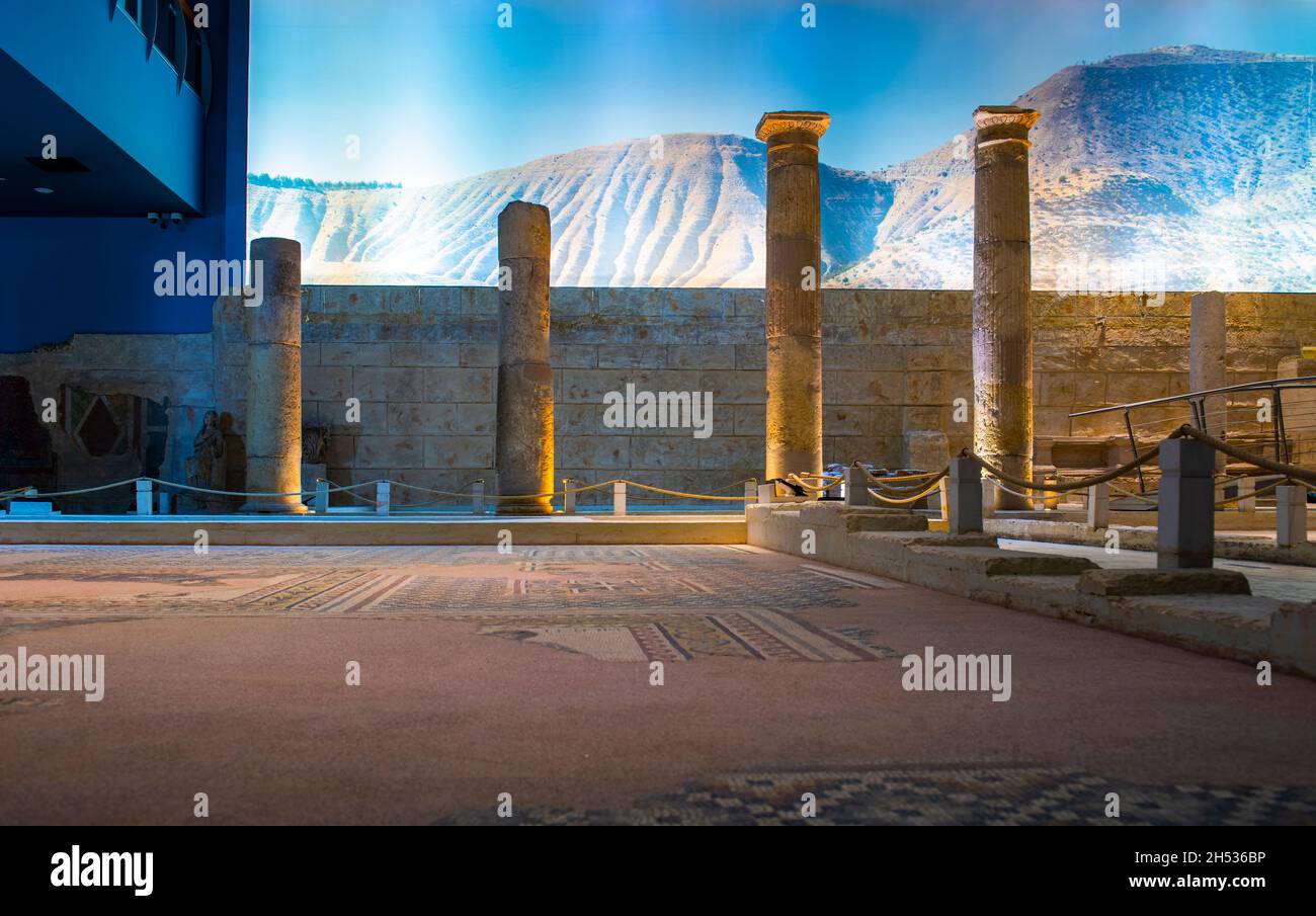 Zeugma mosaic museum hi-res stock photography and images - Alamy