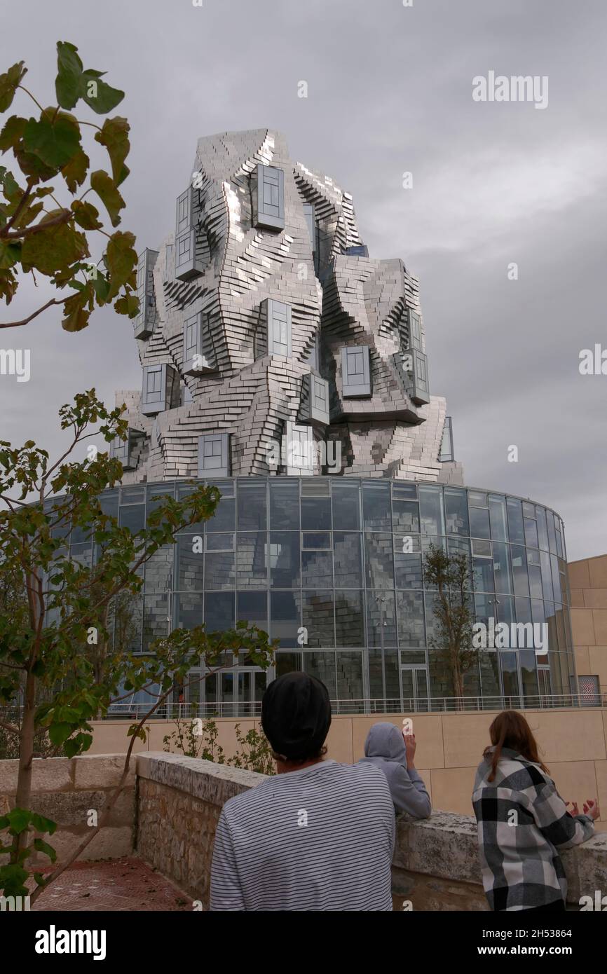 Luma tower designed by architect Frank Gehry, Parc des Ateliers, Arles ...