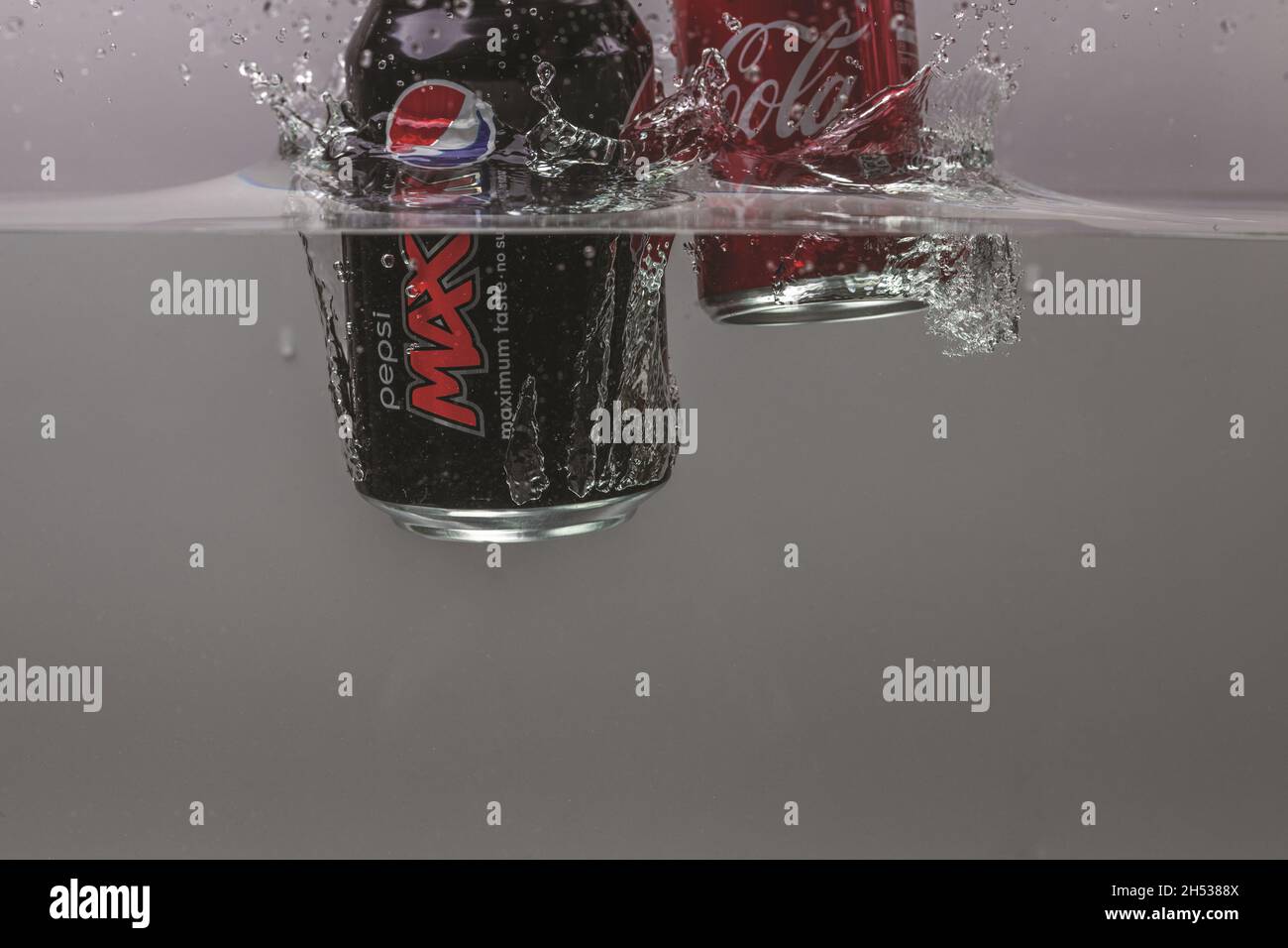 Coke vs pepsi hi-res stock photography and images - Alamy