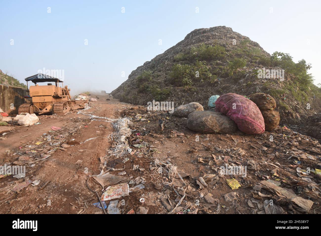 Solid waste at Belgachia Dump Site. Howrah, West Bengal, India Stock ...