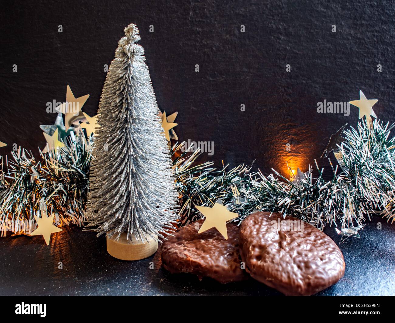 Festive christmas stars gingerbread hi-res stock photography and images ...