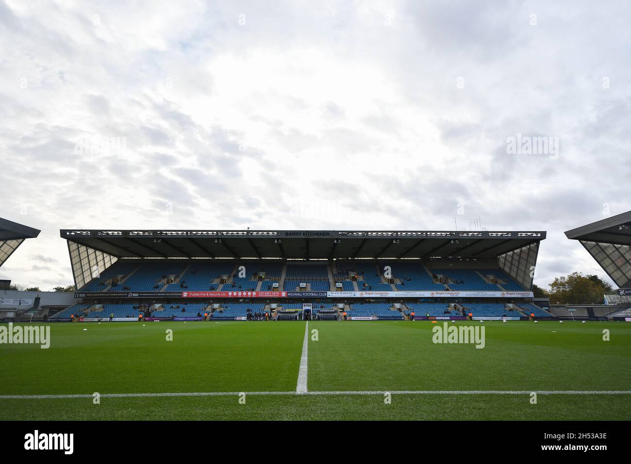 Derby stadium general hi-res stock photography and images - Alamy