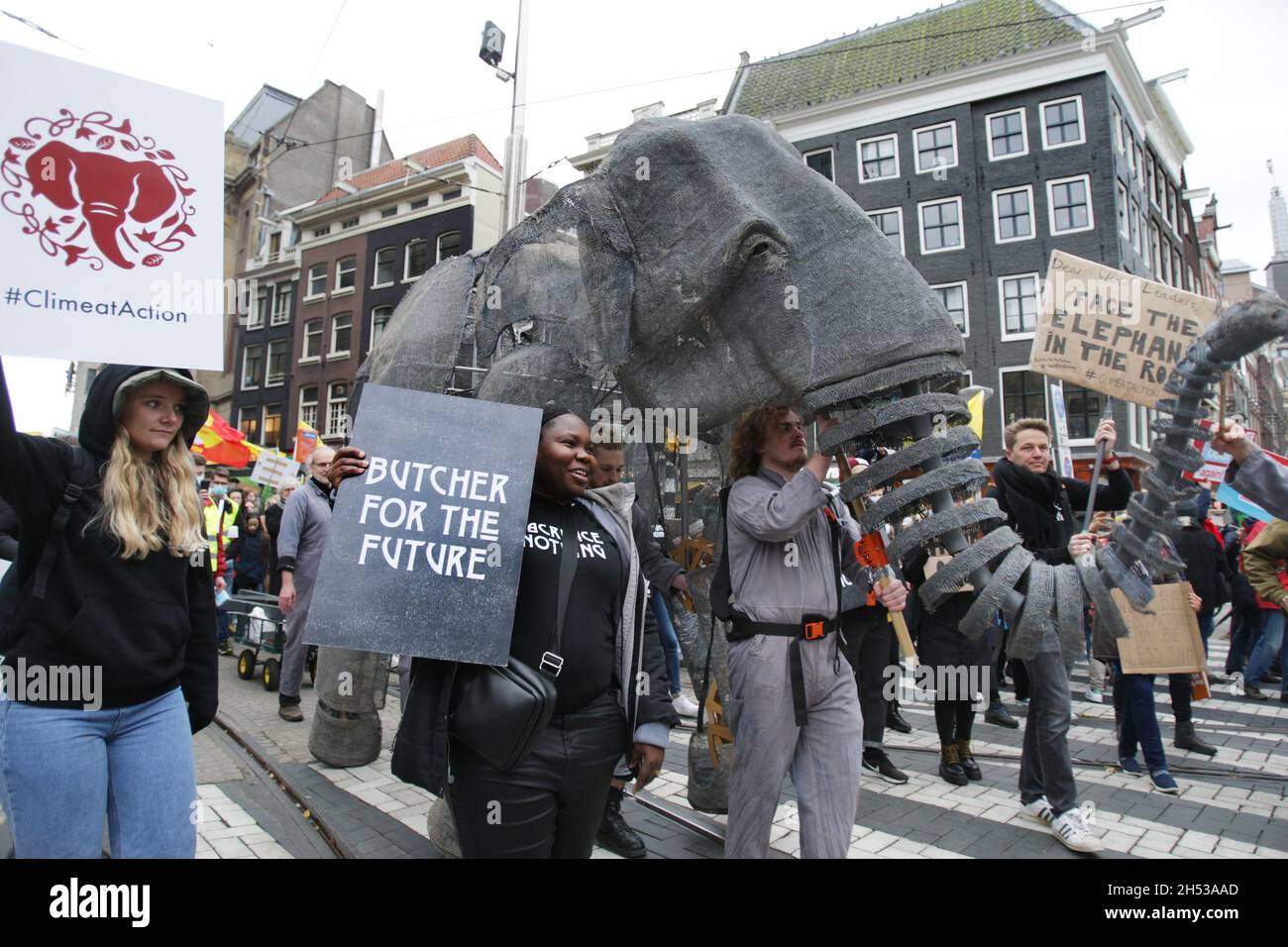 Thousands of activists and protesters attend the climate march ...