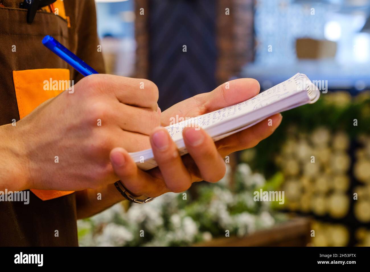 Hands order hi-res stock photography and images - Alamy