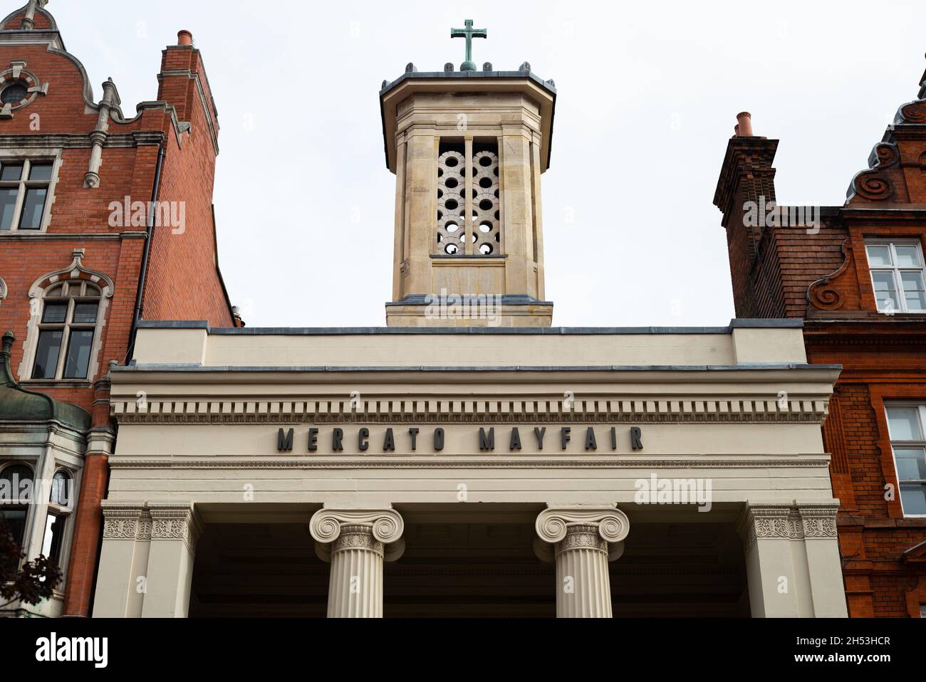 Mercato mayfair hi-res stock photography and images - Alamy