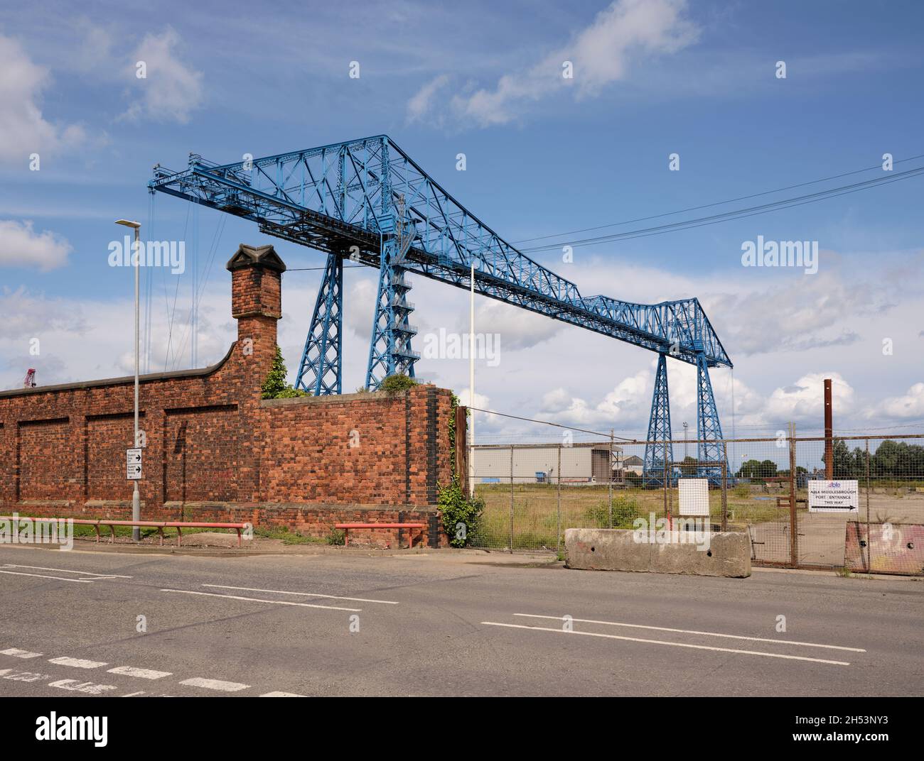Northern england industrial landscape hi-res stock photography and ...