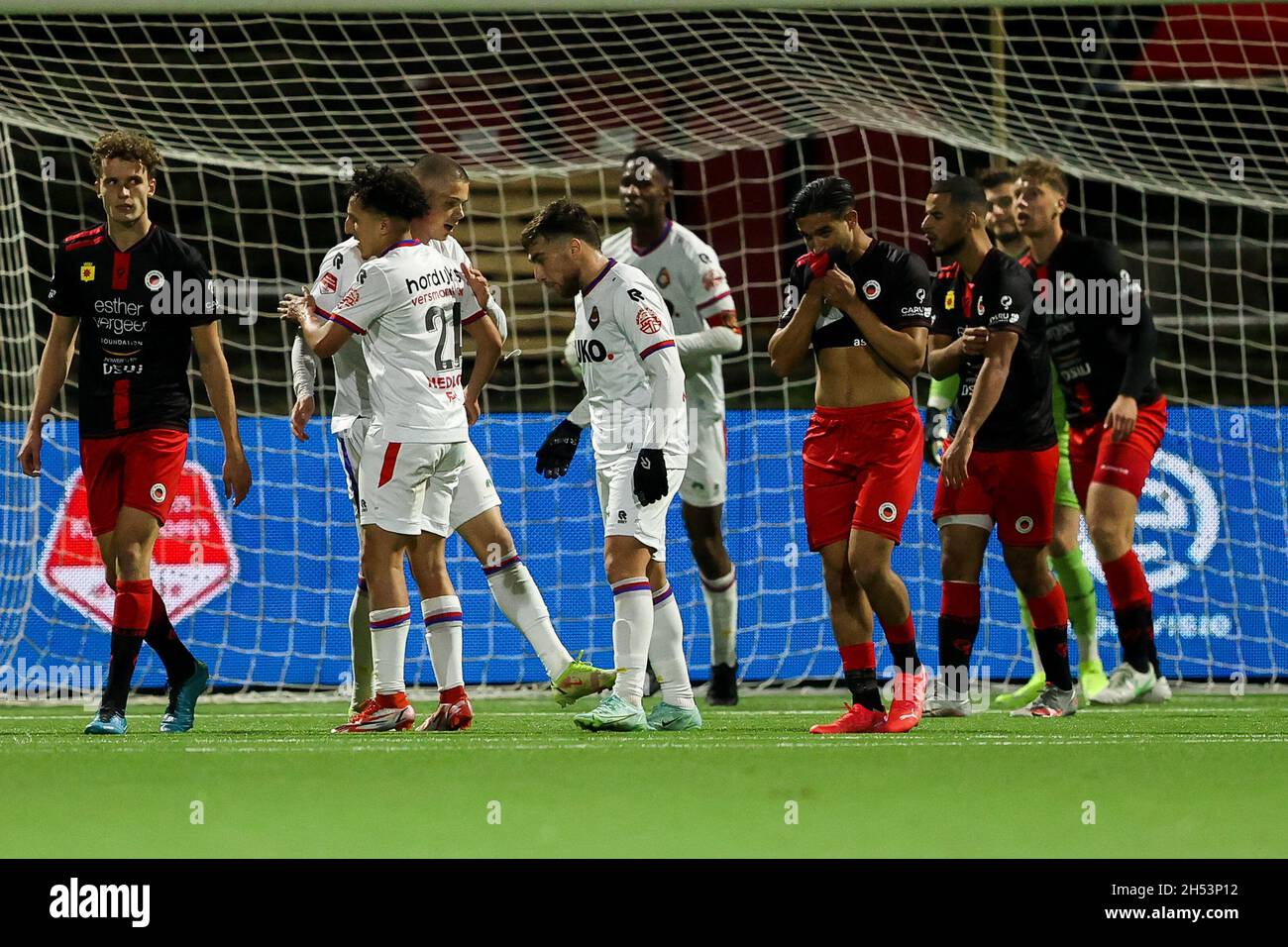 Team photo telstar hi-res stock photography and images - Alamy
