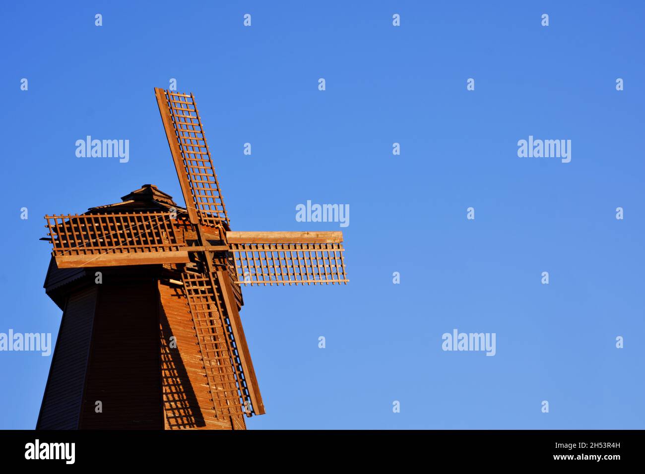 Windmill tower blades hi-res stock photography and images - Alamy
