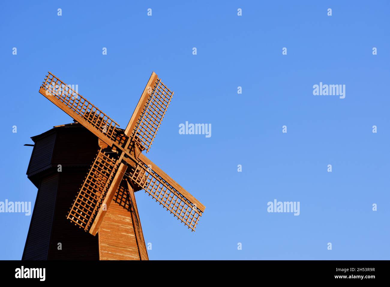 Windmill tower blades hi-res stock photography and images - Alamy