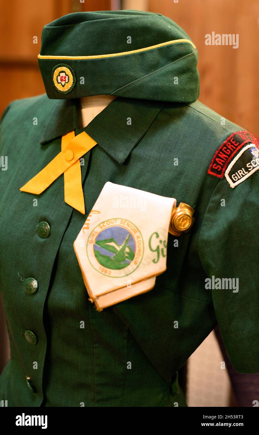 Girl scout uniform vintage hi-res stock photography and images - Alamy
