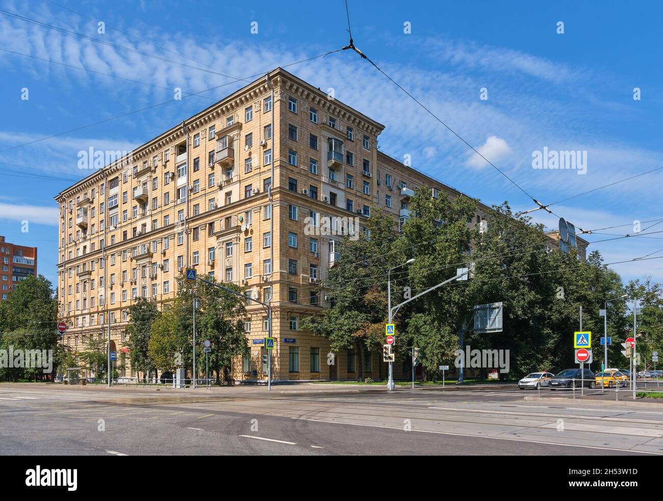 Soviet-era apartment building, built in 1957, Shcherbakovskaya Street ...
