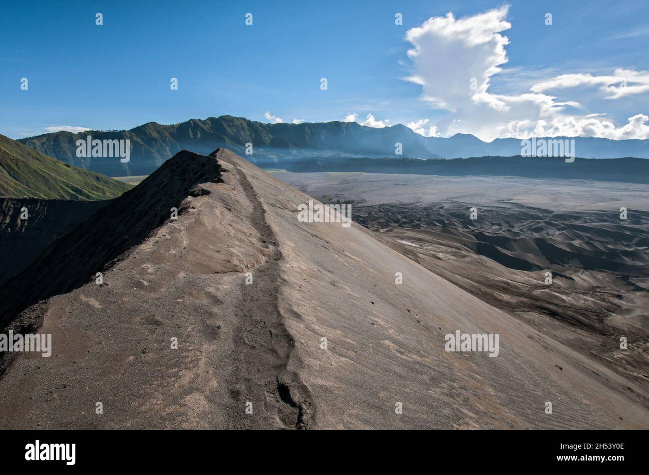 Crater rim hi-res stock photography and images - Alamy