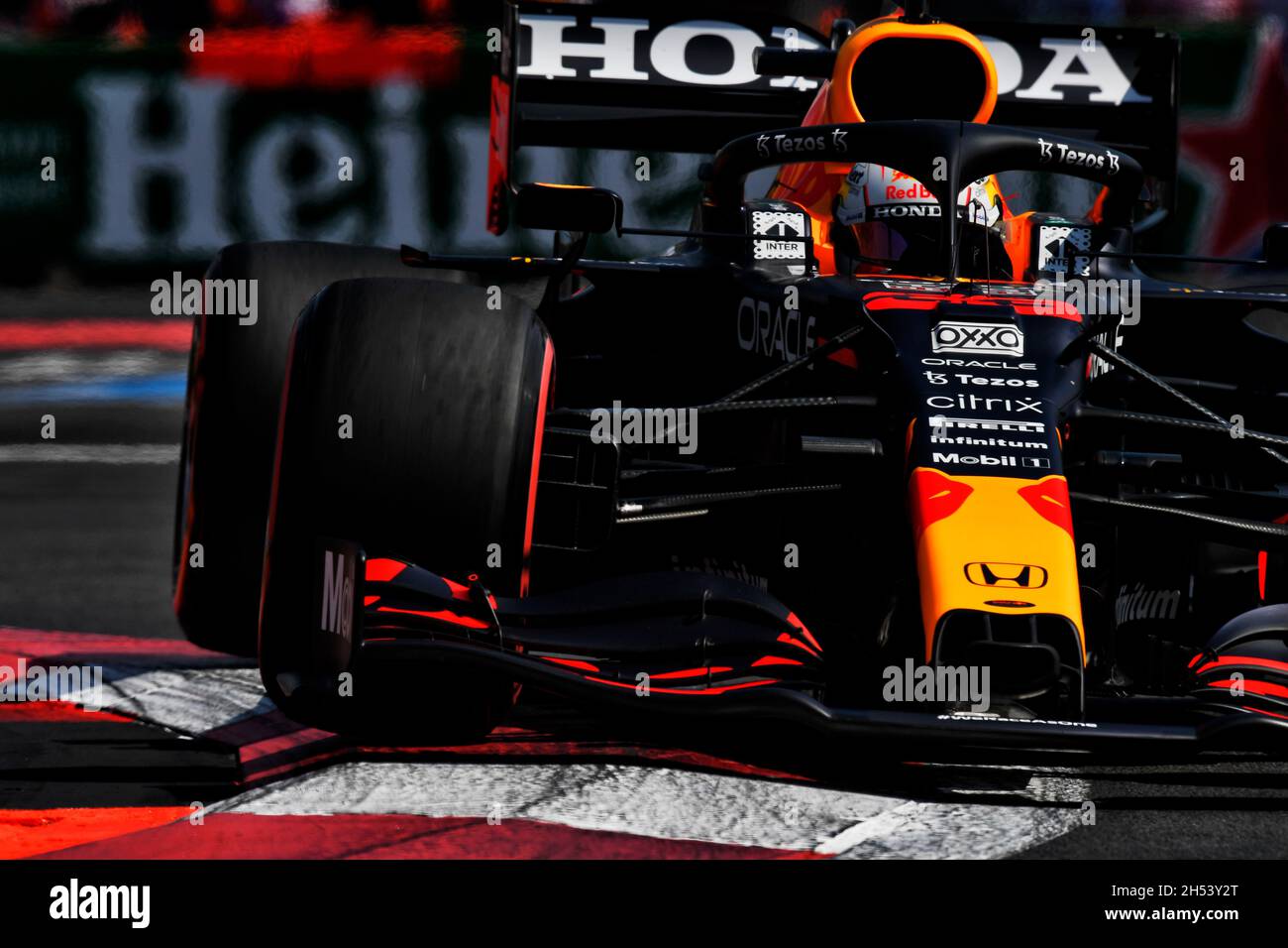 Max verstappen mexican grand prix 2021 hi-res stock photography and ...