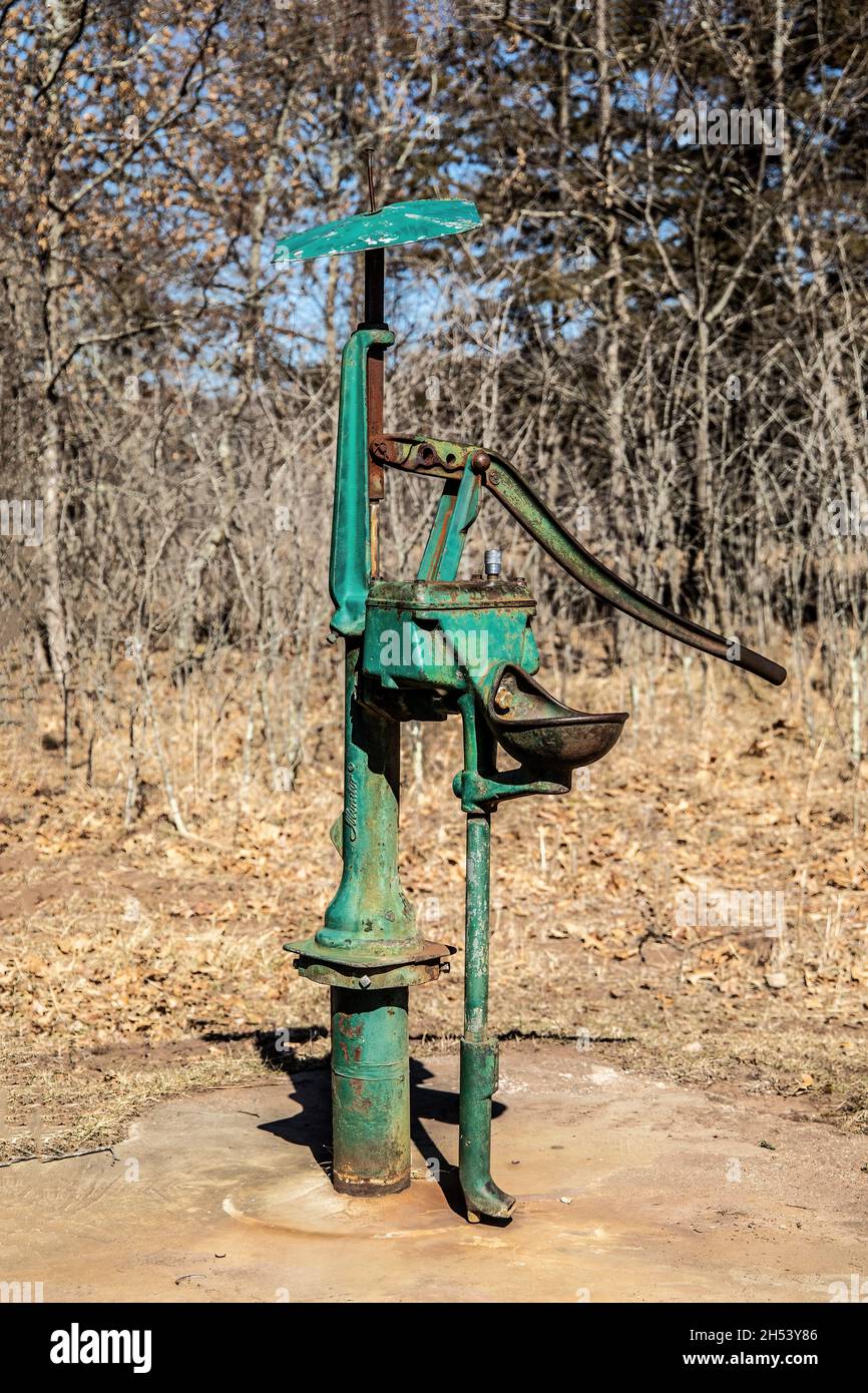 Old Hand Pump High Resolution Stock Photography and Images - Alamy