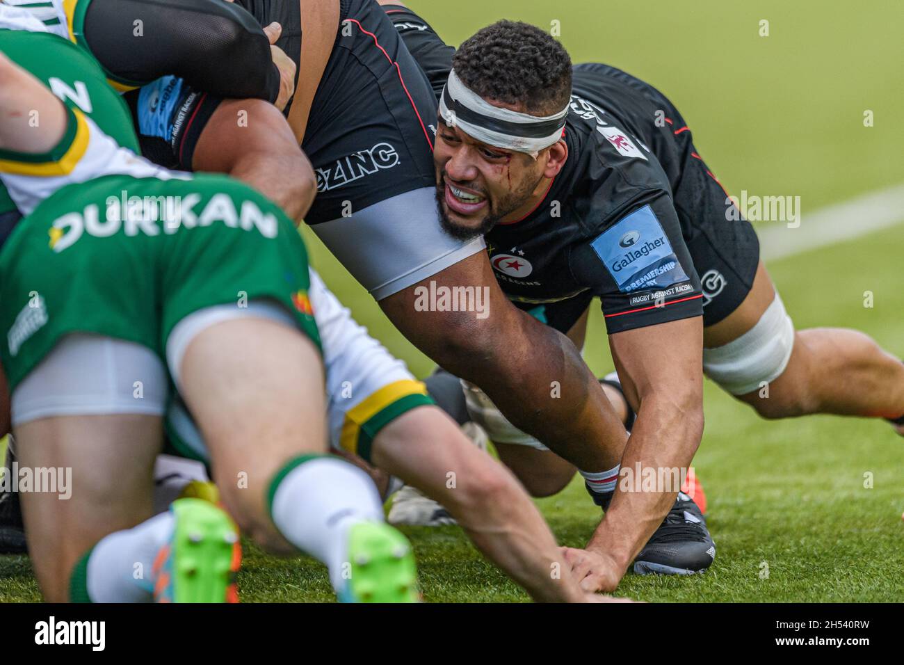 LONDON, UNITED KINGDOM. 06th, Nov 2021. Andy Christie of Saracens ...