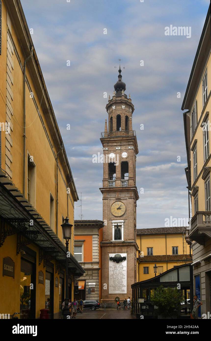 Church facade clock tower parma hi-res stock photography and images - Alamy