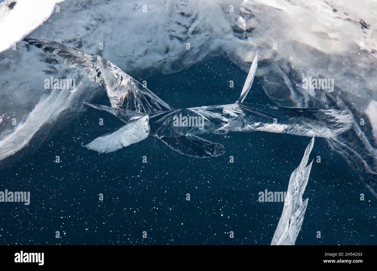 Ice cover of Baikal lake with specific pattern Stock Photo - Alamy
