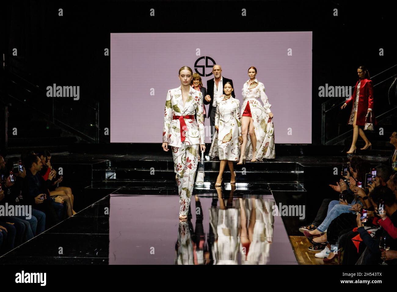 Kornit Fashion Show 2021 Los Angeles - Designer Shai Shalom. Models ...