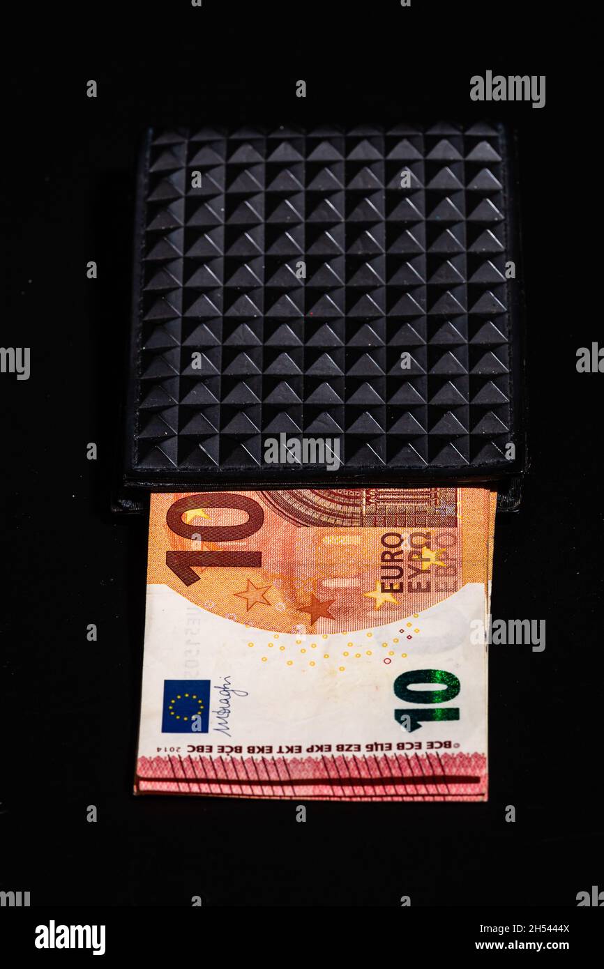 10 euro money banknotes in a black wallet Stock Photo - Alamy