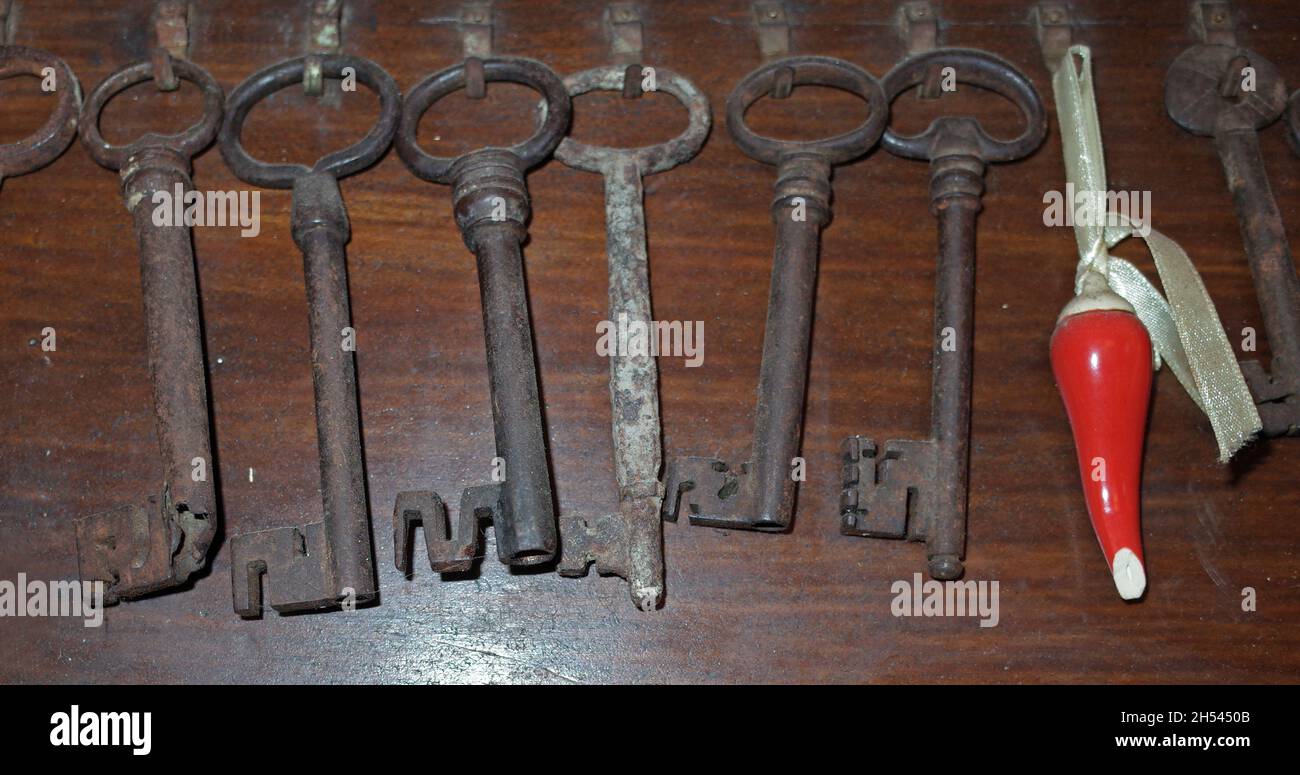 Old keys close-up Stock Photo - Alamy