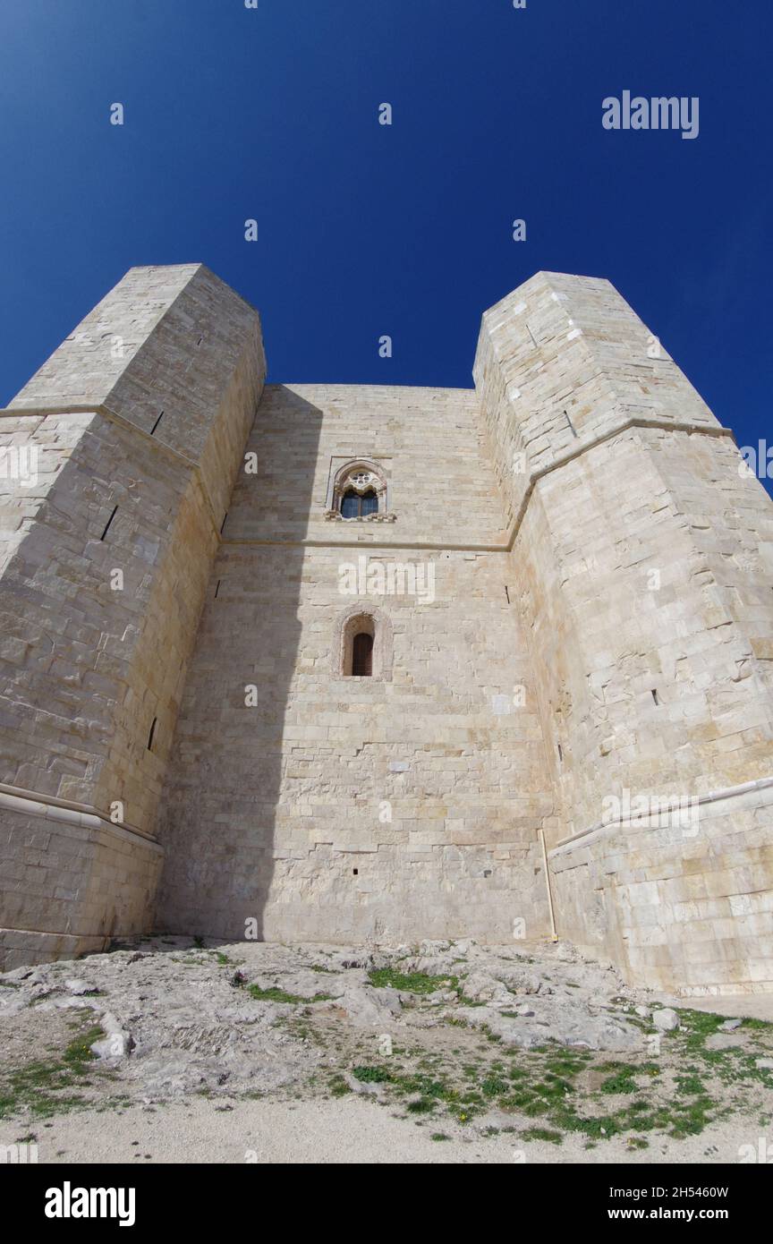 Castel del Monte, Apulia, Italy Stock Photo - Alamy