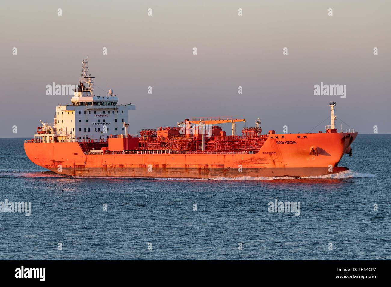 Odfjell chemical tanker BOW NEON on the river Elbe Stock Photo - Alamy