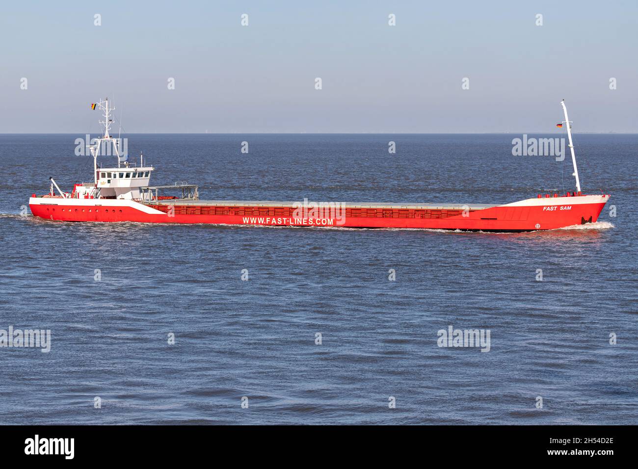 Fast cargo ship hi-res stock photography and images - Alamy