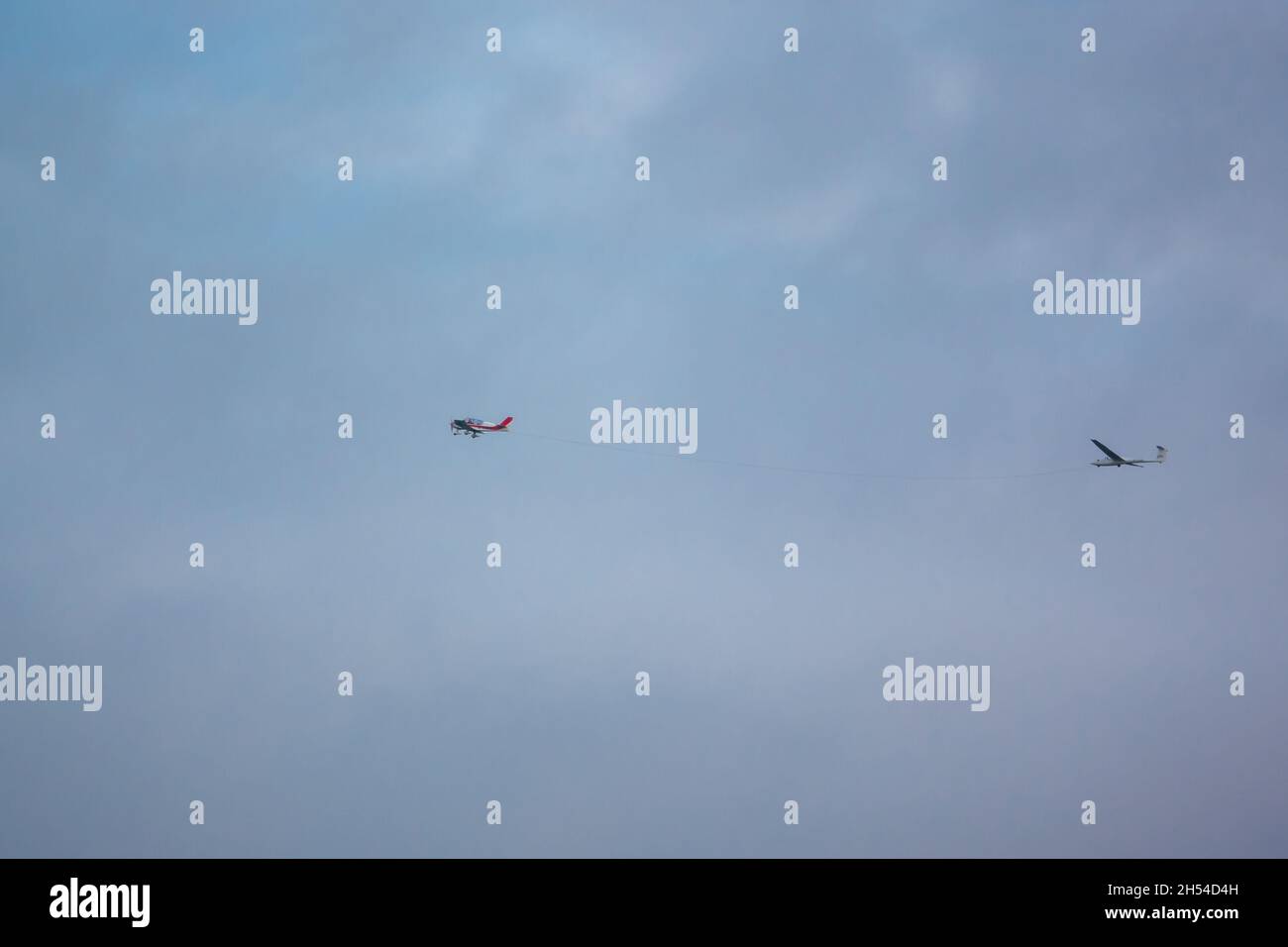 G-CLPV Alexander Schleicher ASK-21 2-seater glider towed for release ...