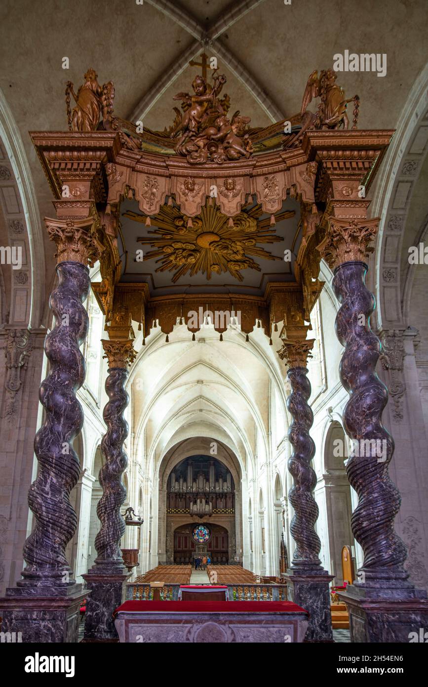 Verdun cathedral hi-res stock photography and images - Alamy