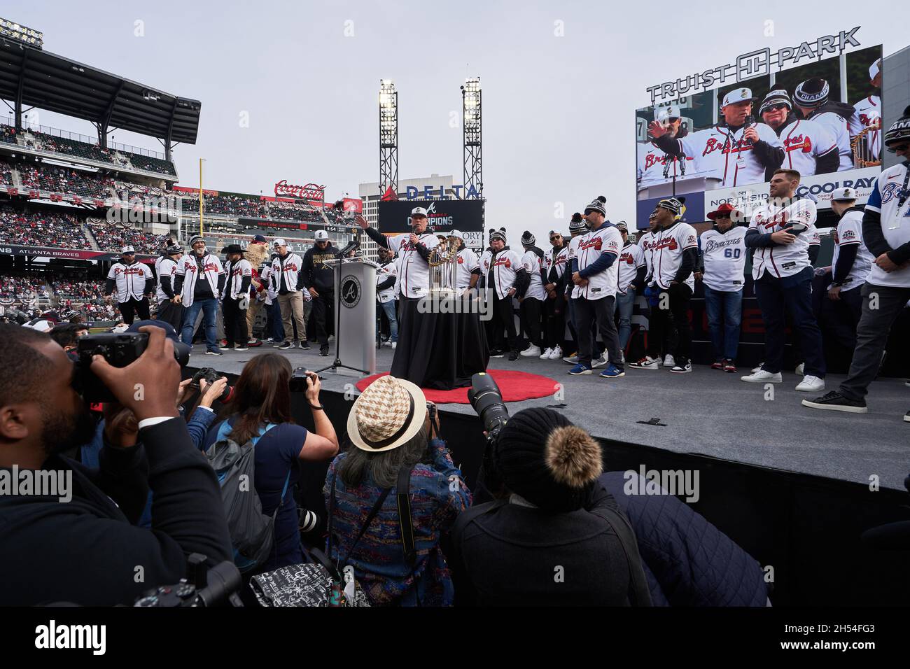Atlanta, USA. 05th Nov, 2021. Braves Manager Brian Snitker addresses ...