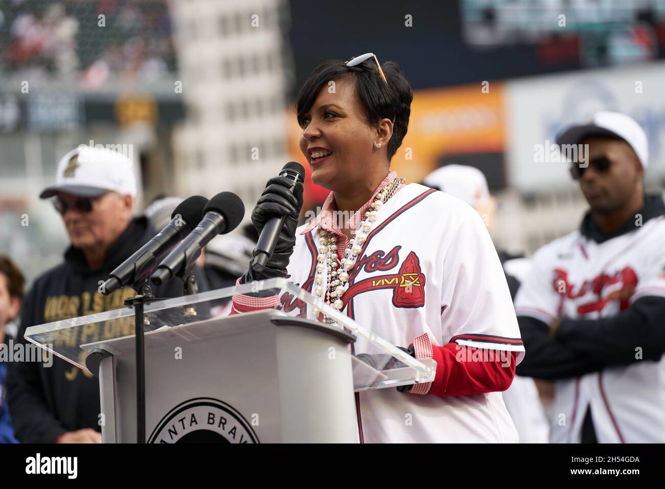 Atlanta, USA. 05th Nov, 2021. Mayor Keisha Lance Bottoms addresses fans ...