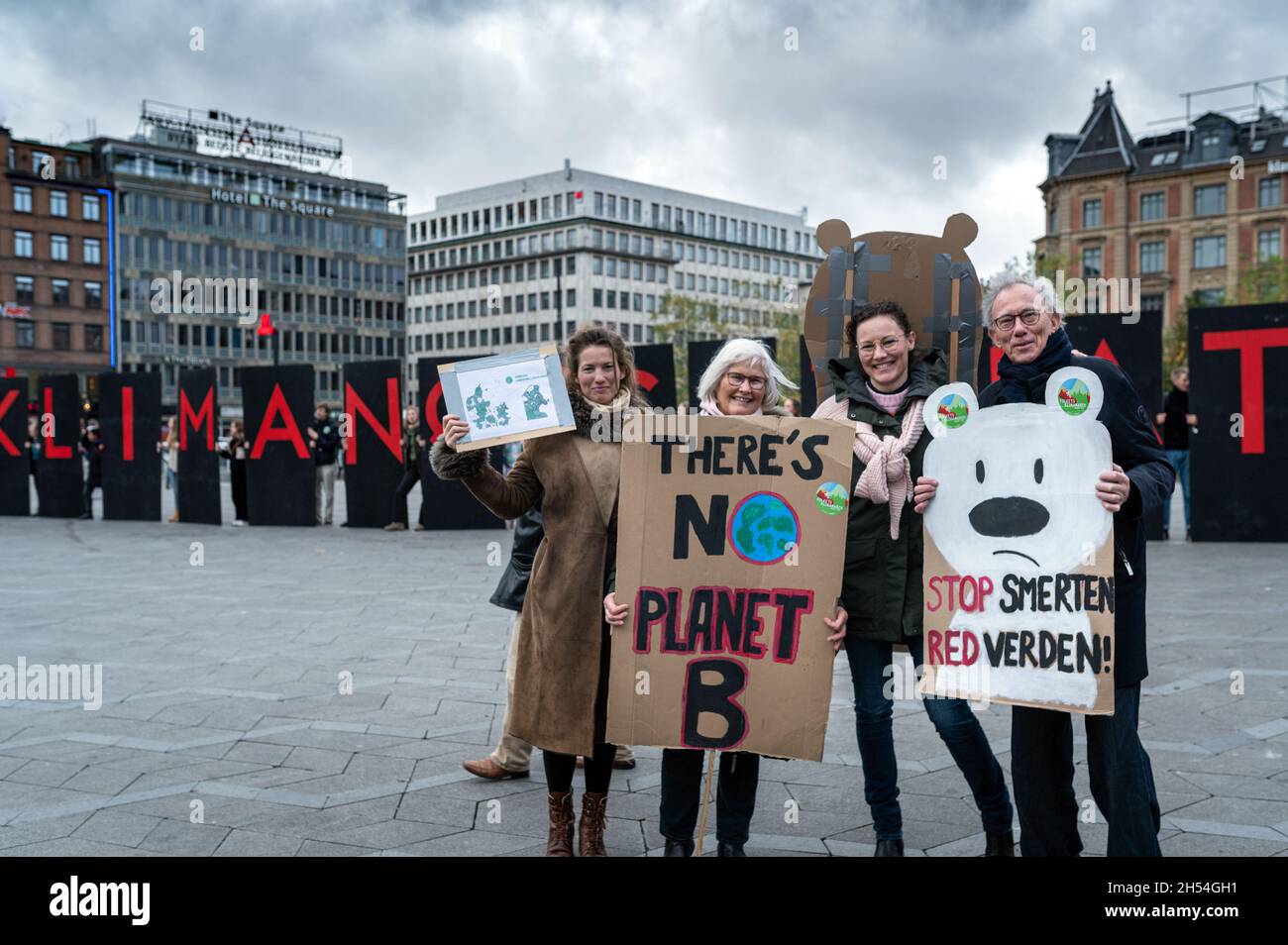 Copenhagen, Denmark. 06th Nov, 2021. Thousands of concerned citizens ...