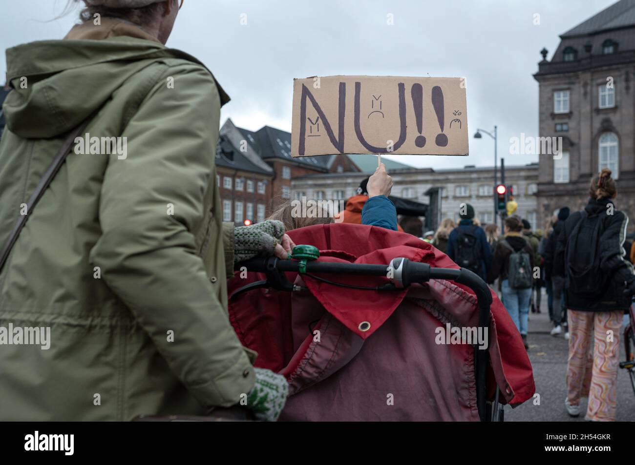 Copenhagen, Denmark. 06th Nov, 2021. Thousands of concerned citizens ...