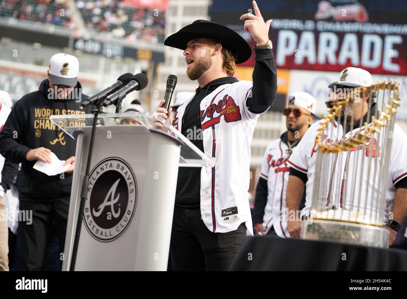 Atlanta, USA. 05th Nov, 2021. Pitcher AJ Minter addresses fans at a ...