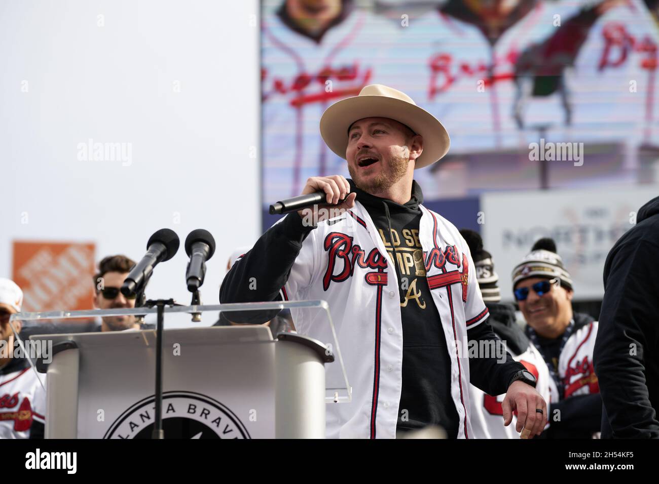 Atlanta, USA. 05th Nov, 2021. Pitcher Tyler Matzek addresses fans at a ...