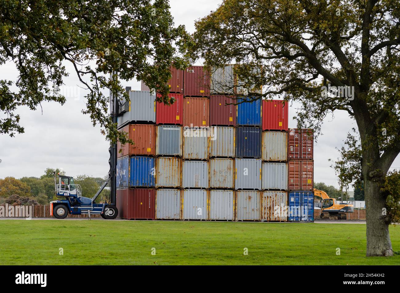 Stacked shipping containers felixstowe hi-res stock photography and ...