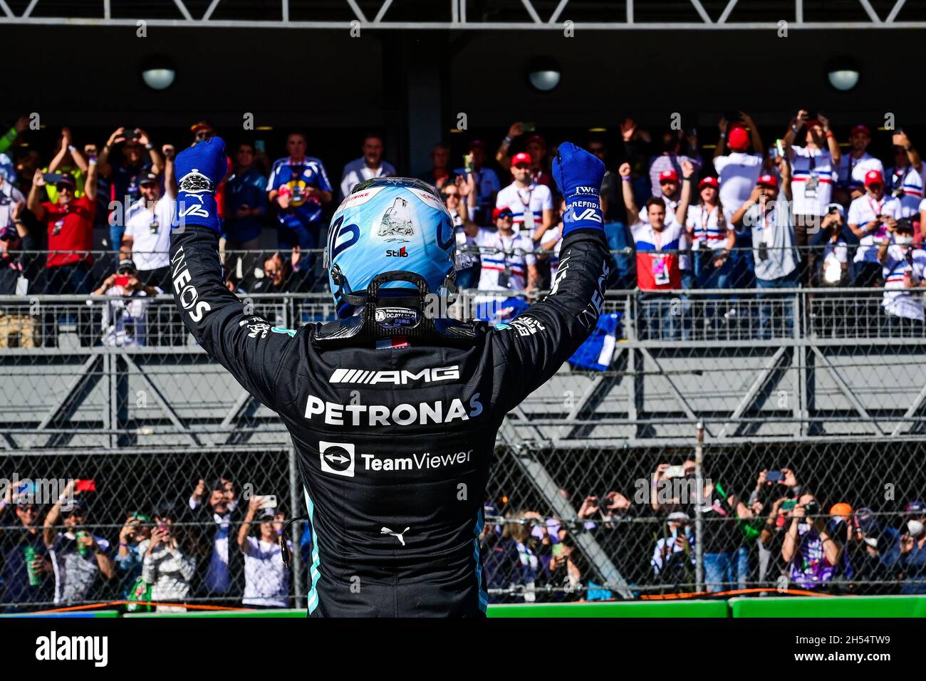 BOTTAS Valtteri (fin), Mercedes AMG F1 GP W12 E Performance, portrait pole position during the ...