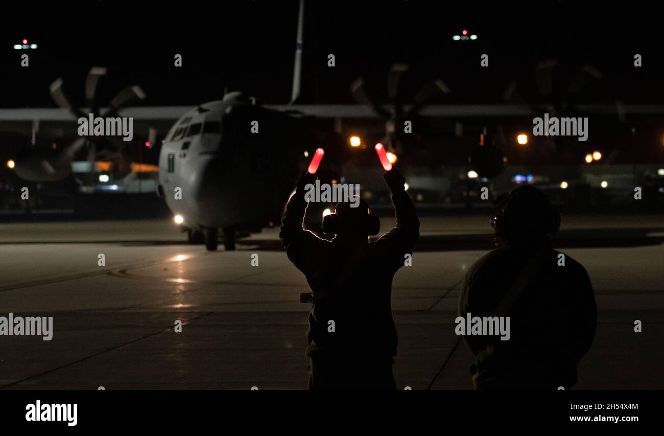 Federal air marshals hi-res stock photography and images - Alamy