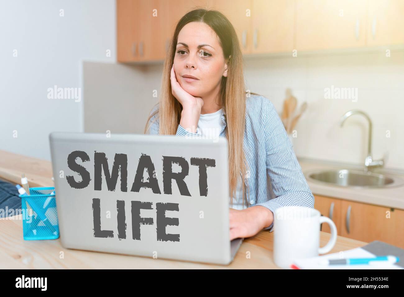 Sign displaying Smart Life. Business approach approach conceptualized ...